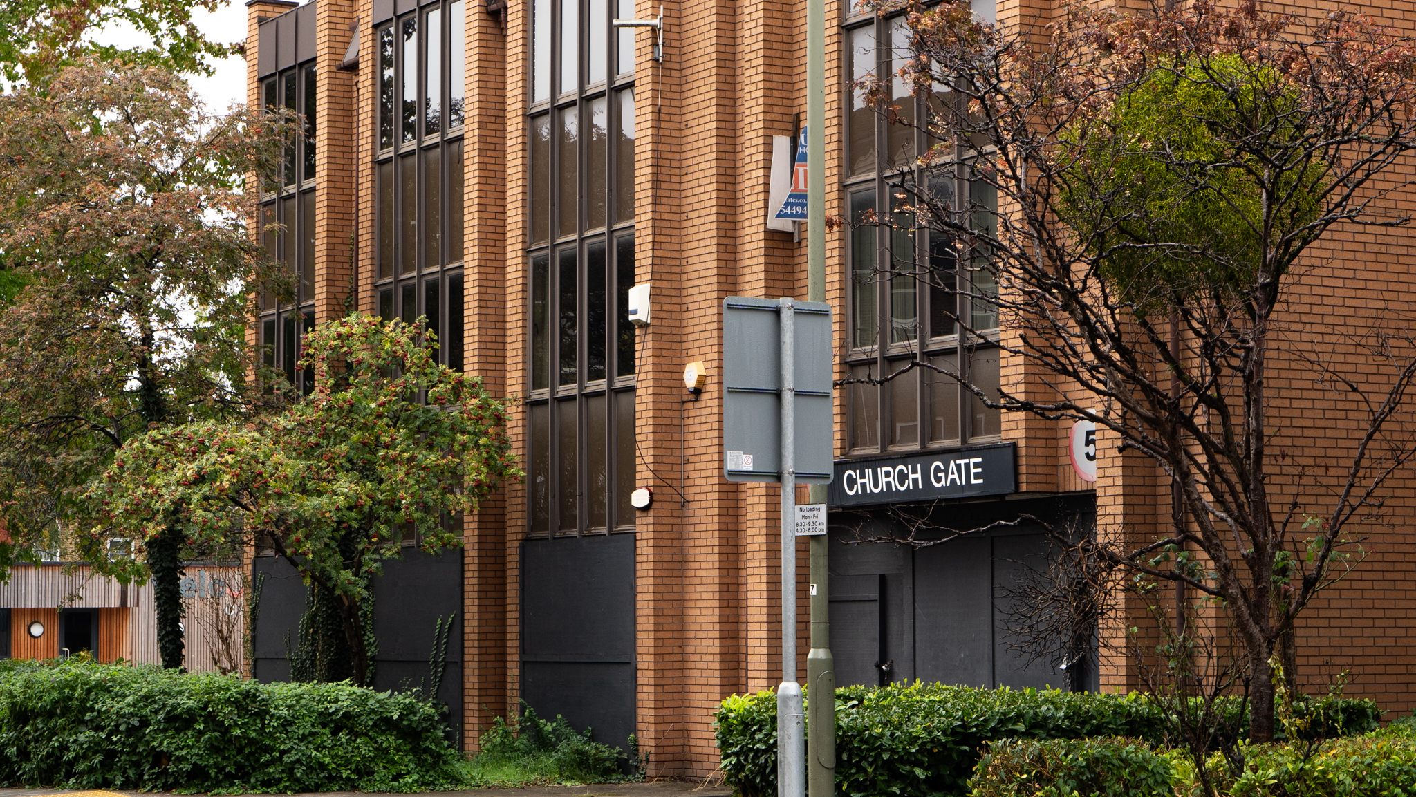 Church Gate: The Size Of The Challenge | Steve Petch's Blog
